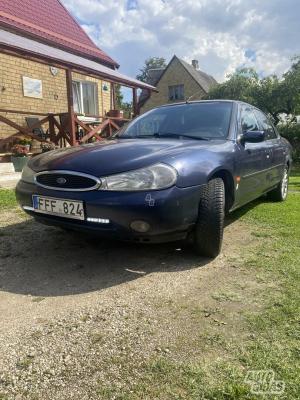 Ford Mondeo 1999 Panevēža, ar dzinēja tilpumu 1.80 L un nobraukumu 172 tūkst. km par 650 €, foto  vietnē AUTOMOTO.COM.LV