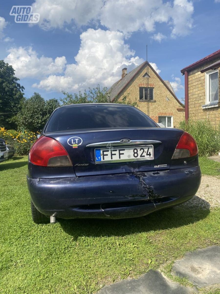 Ford Mondeo 1999 Panevēža, ar dzinēja tilpumu 1.80 L un nobraukumu 172 tūkst. km par 650 €, foto 8 vietnē AUTOMOTO.COM.LV
