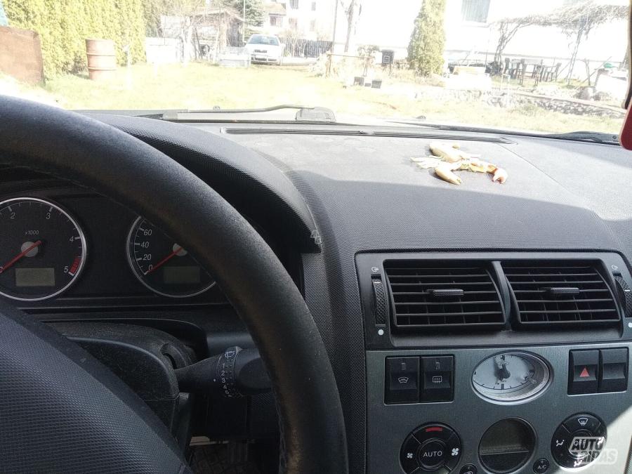 Ford Mondeo 2002 in Trakai, with an engine capacity of 2.00 L and mileage of 300 thousand km for 450 €, photo 10 on AUTOMOTO.COM.LV