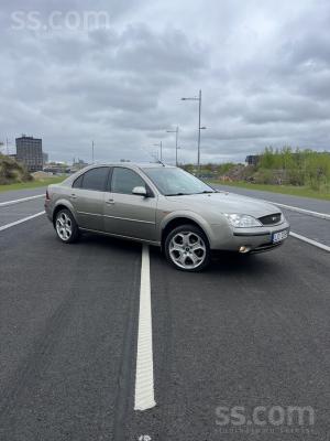Ford Mondeo 2003 Rīga, ar dzinēja tilpumu 2.00 L un nobraukumu 128 tūkst. km par 2250 €, foto  vietnē AUTOMOTO.COM.LV