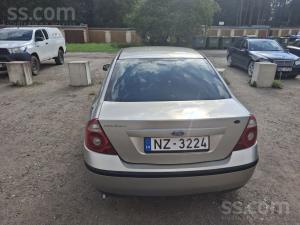 Ford Mondeo 2004 Valmiera, ar dzinēja tilpumu 2.00 L un nobraukumu 269 tūkst. km par 1290 €, foto 5 vietnē AUTOMOTO.COM.LV