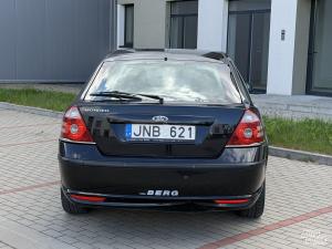 Ford Mondeo 2005 in Vilnius, with an engine capacity of 1.80 L and mileage of 214 thousand km for 850 €, photo 7 on AUTOMOTO.COM.LV