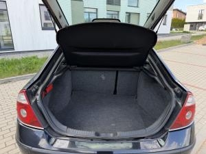 Ford Mondeo 2005 in Vilnius, with an engine capacity of 1.80 L and mileage of 214 thousand km for 850 €, photo 9 on AUTOMOTO.COM.LV