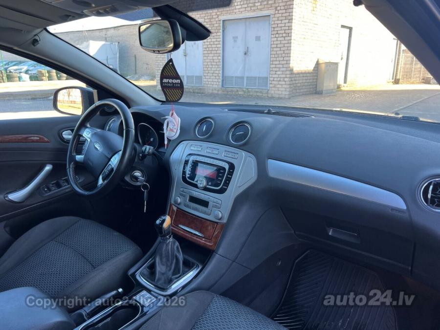 Ford Mondeo 2007 Narva, ar dzinēja tilpumu 2.00 L un nobraukumu 305 tūkst. km par 999 €, foto 12 vietnē AUTOMOTO.COM.LV