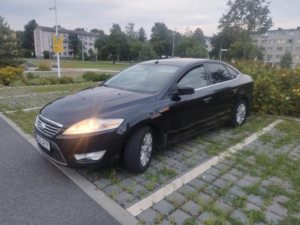 Ford Mondeo 2007 in Tallinn, with an engine capacity of 2.00 L and mileage of 300 thousand km for 1700 €, photo 3 on AUTOMOTO.COM.LV