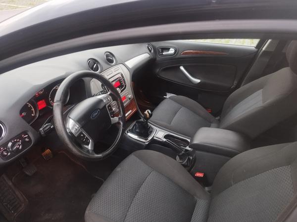 Ford Mondeo 2007 Tallina, ar dzinēja tilpumu 2.00 L un nobraukumu 300 tūkst. km par 1700 €, foto 4 vietnē AUTOMOTO.COM.LV