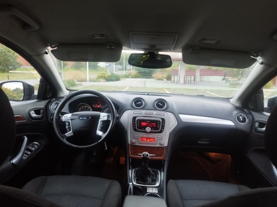 Ford Mondeo 2007 in Tallinn, with an engine capacity of 2.00 L and mileage of 300 thousand km for 1700 €, photo 9 on AUTOMOTO.COM.LV