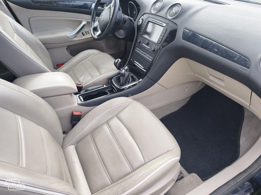 Ford Mondeo 2011 in Druskininkai, with an engine capacity of 2.00 L and mileage of 268 thousand km for 3700 €, photo 11 on AUTOMOTO.COM.LV