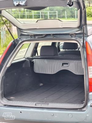 Ford Mondeo 2002 in Vilnius, with an engine capacity of 2.00 L and mileage of 254 thousand km for 1200 €, photo 8 on AUTOMOTO.COM.LV