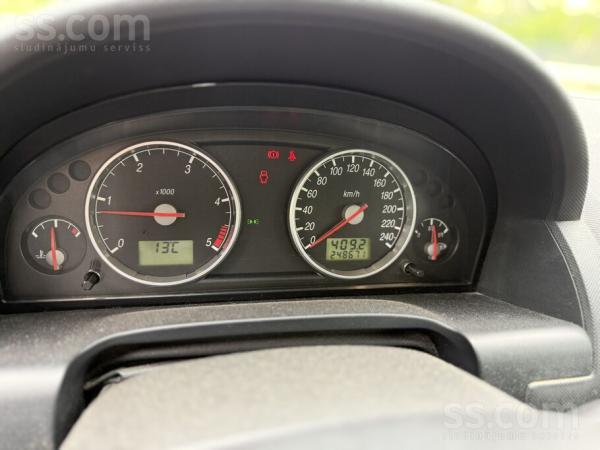 Ford Mondeo 2003 in Kuldiga, with an engine capacity of 2.00 L and mileage of 249 thousand km for 1100 €, photo 8 on AUTOMOTO.COM.LV