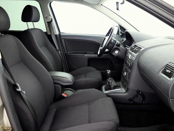 Ford Mondeo 2004 Tallina, ar dzinēja tilpumu 2.00 L un nobraukumu 222 tūkst. km par 799 €, foto 6 vietnē AUTOMOTO.COM.LV
