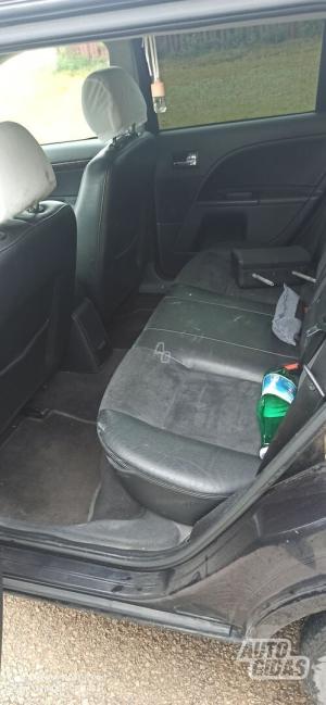 Ford Mondeo 2005 in Sakiai, with an engine capacity of 2.00 L and mileage of 340 thousand km for 1500 €, photo 9 on AUTOMOTO.COM.LV