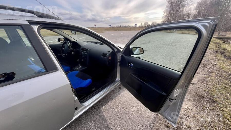 Ford Mondeo 2005 Ventspils, ar dzinēja tilpumu 2.00 L un nobraukumu 291 tūkst. km par 1050 €, foto 15 vietnē AUTOMOTO.COM.LV