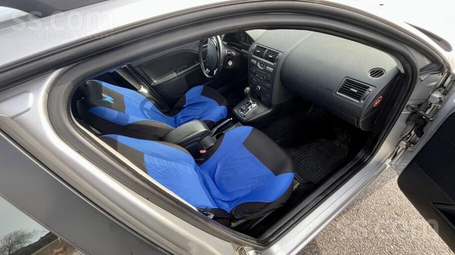 Ford Mondeo 2005 Ventspils, ar dzinēja tilpumu 2.00 L un nobraukumu 291 tūkst. km par 1050 €, foto 16 vietnē AUTOMOTO.COM.LV
