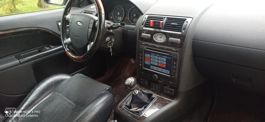Ford Mondeo 2005 in Kaunas, with an engine capacity of 2.00 L and mileage of 298 thousand km for 1500 €, photo 5 on AUTOMOTO.COM.LV