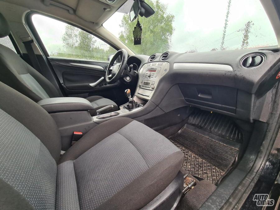 Ford Mondeo 2008 Viļņa, ar dzinēja tilpumu 2.00 L un nobraukumu 327 tūkst. km par 1950 €, foto 31 vietnē AUTOMOTO.COM.LV