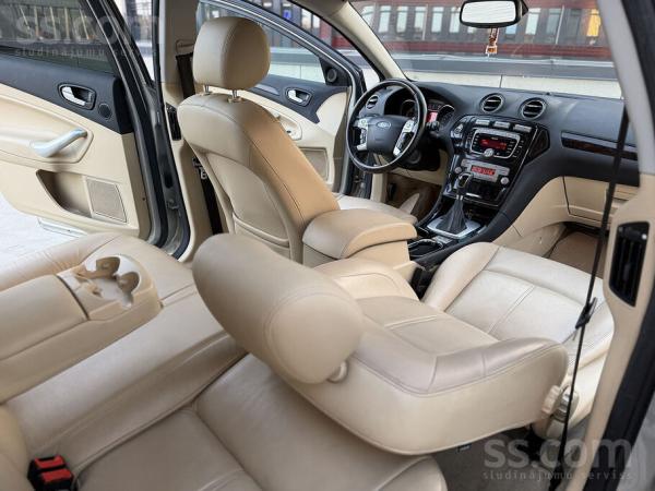 Ford Mondeo 2008 Rīga, ar dzinēja tilpumu 2.00 L un nobraukumu 339 tūkst. km par 3500 €, foto 9 vietnē AUTOMOTO.COM.LV