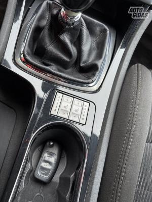 Ford Mondeo 2009 in Alytus, with an engine capacity of 2.00 L and mileage of 284 thousand km for 2650 €, photo 20 on AUTOMOTO.COM.LV
