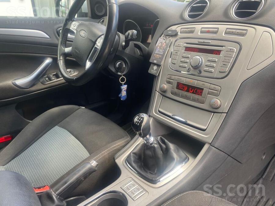 Ford Mondeo 2009 in Kuldiga, with an engine capacity of 2.00 L and mileage of 237 thousand km for 2990 €, photo 7 on AUTOMOTO.COM.LV