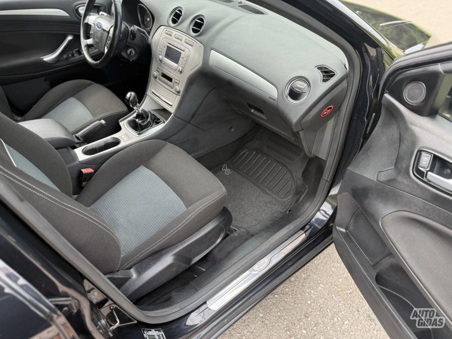Ford Mondeo 2009 in Alytus, with an engine capacity of 2.00 L and mileage of 280 thousand km for 2499 €, photo 11 on AUTOMOTO.COM.LV