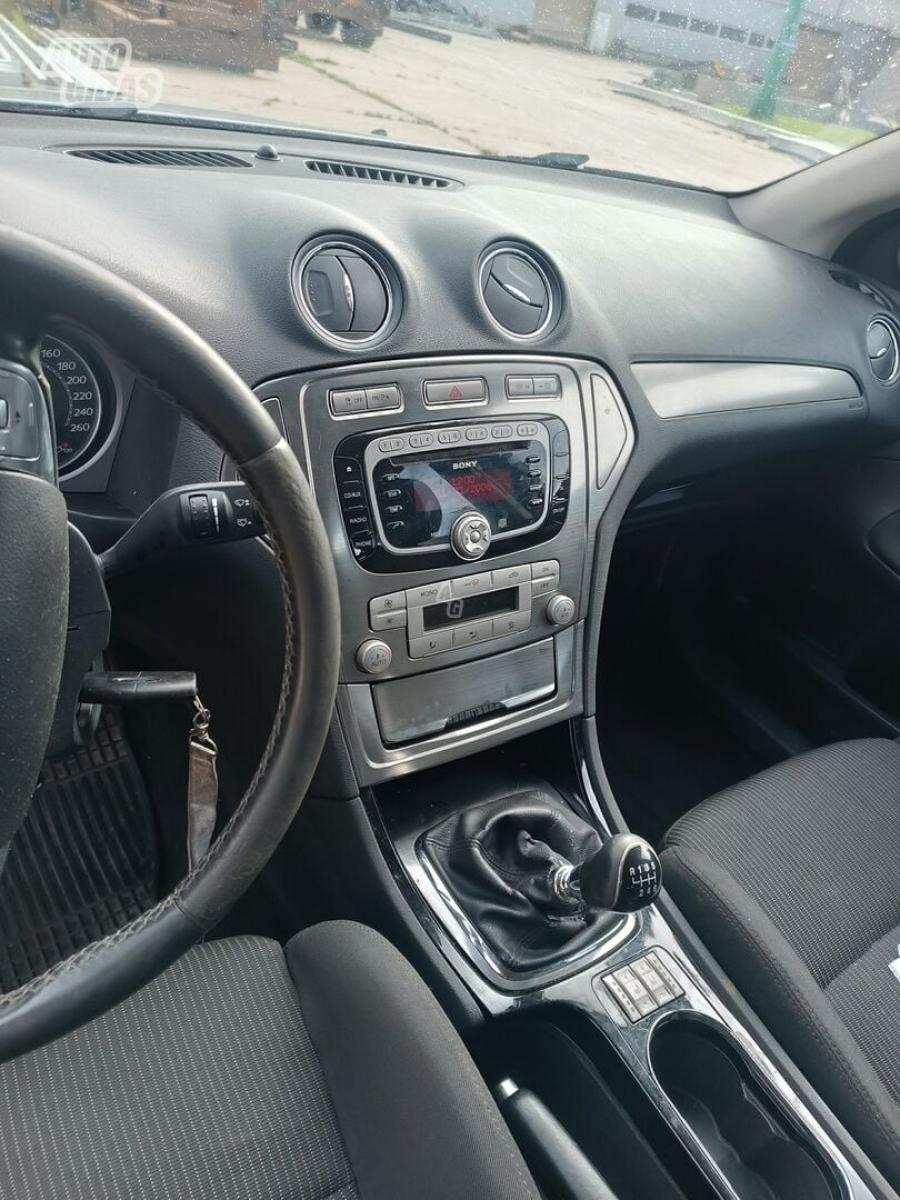 Ford Mondeo 2009 in Marijampole, with an engine capacity of 2.00 L and mileage of 266 thousand km for 1999 €, photo 7 on AUTOMOTO.COM.LV