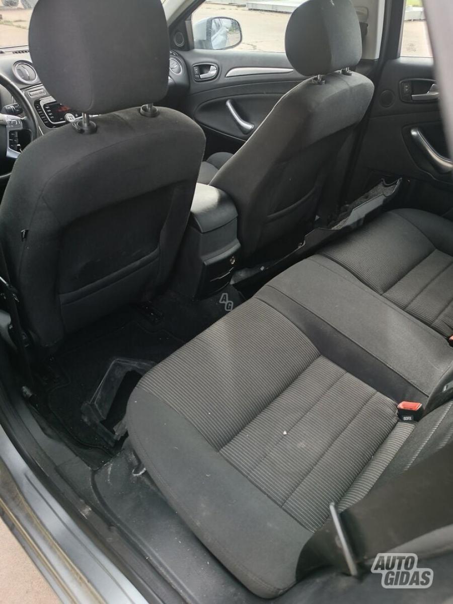 Ford Mondeo 2009 in Marijampole, with an engine capacity of 2.00 L and mileage of 266 thousand km for 1999 €, photo 9 on AUTOMOTO.COM.LV
