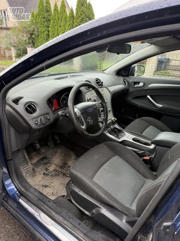 Ford Mondeo 2010 in Vilnius, with an engine capacity of 2.00 L and mileage of 371 thousand km for 999 €, photo 5 on AUTOMOTO.COM.LV
