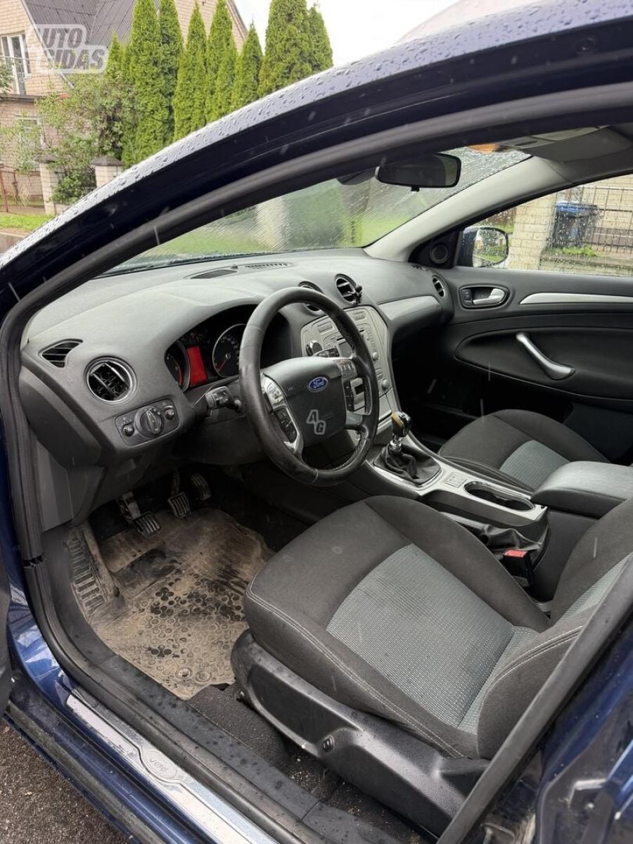 Ford Mondeo 2010 in Vilnius, with an engine capacity of 2.00 L and mileage of 371 thousand km for 999 €, photo 6 on AUTOMOTO.COM.LV