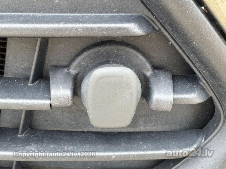 Ford Mondeo 2011 Tartu, ar dzinēja tilpumu 2.00 L un nobraukumu 217 tūkst. km par 4490 €, foto 26 vietnē AUTOMOTO.COM.LV