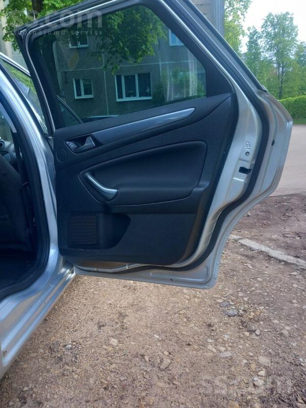 Ford Mondeo 2011 Rīga, ar dzinēja tilpumu 2.00 L un nobraukumu 306 tūkst. km par 3500 €, foto 10 vietnē AUTOMOTO.COM.LV