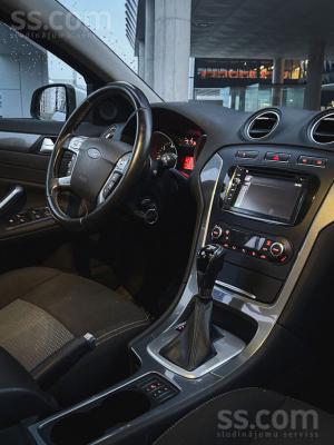 Ford Mondeo 2011 Rīga, ar dzinēja tilpumu 2.00 L un nobraukumu 306 tūkst. km par 2700 €, foto 11 vietnē AUTOMOTO.COM.LV