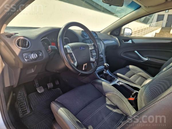 Ford Mondeo 2012 Rīga, ar dzinēja tilpumu 1.60 L un nobraukumu 370 tūkst. km par 3750 €, foto 8 vietnē AUTOMOTO.COM.LV
