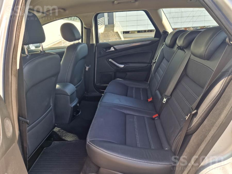 Ford Mondeo 2012 Rīga, ar dzinēja tilpumu 1.60 L un nobraukumu 370 tūkst. km par 3150 €, foto 12 vietnē AUTOMOTO.COM.LV