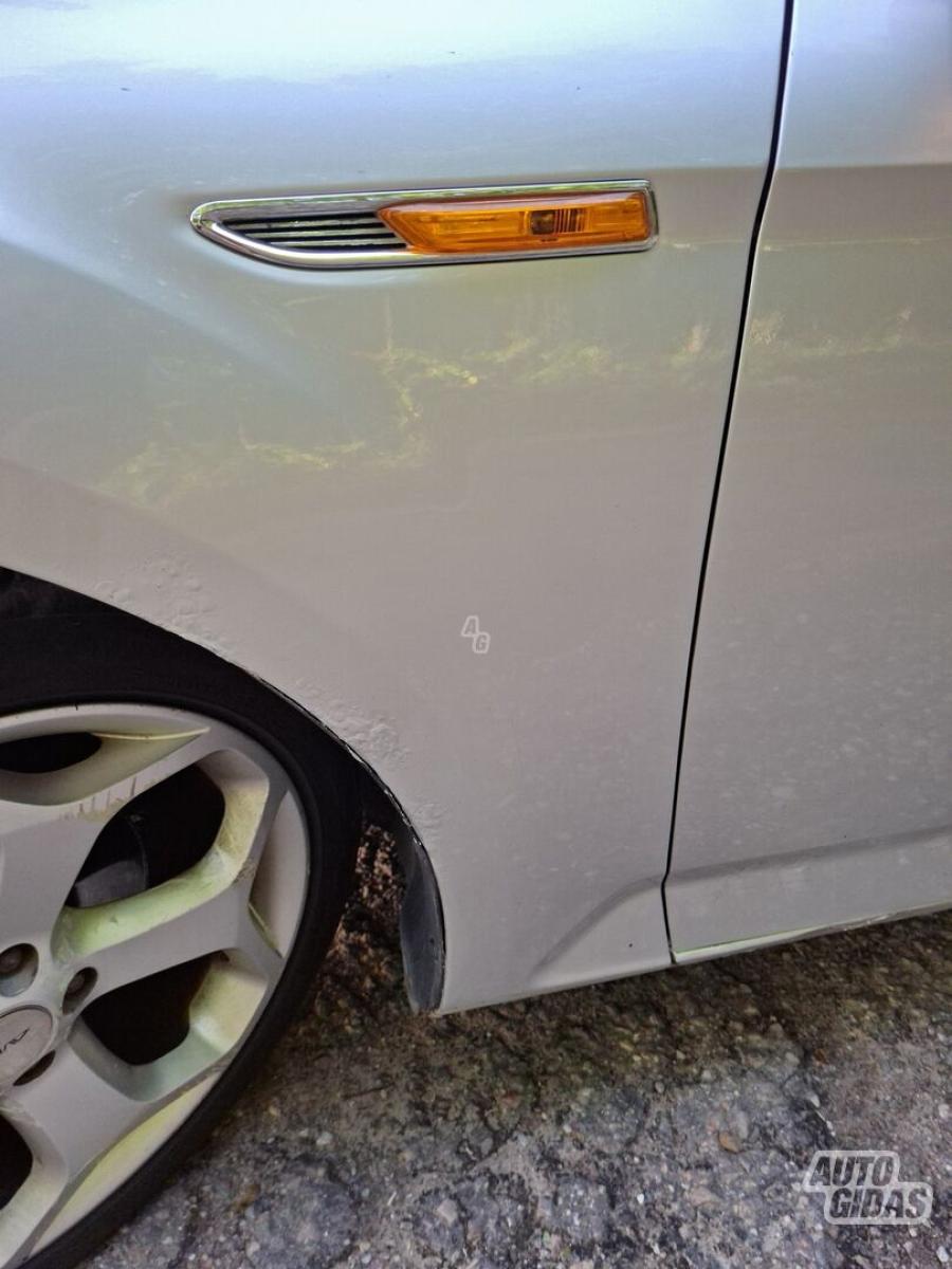 Ford Mondeo 2012 in Kaunas, with an engine capacity of 2.00 L and mileage of 300 thousand km for 1600 €, photo 8 on AUTOMOTO.COM.LV