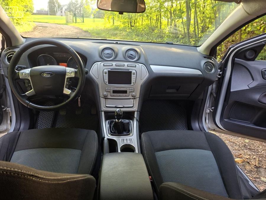 Ford Mondeo 2012 in Kaunas, with an engine capacity of 2.00 L and mileage of 300 thousand km for 1600 €, photo 14 on AUTOMOTO.COM.LV