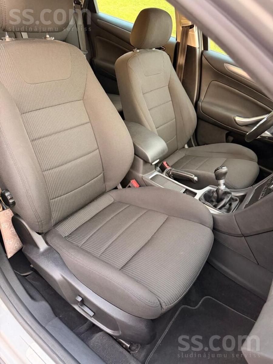 Ford Mondeo 2013 in Saldus, with an engine capacity of 2.00 L and mileage of 274 thousand km for 4500 €, photo 16 on AUTOMOTO.COM.LV