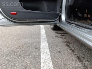 Ford Mondeo 2014 Rīga, ar dzinēja tilpumu 1.60 L un nobraukumu 264 tūkst. km par 2500 €, foto 11 vietnē AUTOMOTO.COM.LV