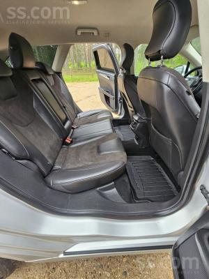 Ford Mondeo 2015 in Riga, with an engine capacity of 2.00 L and mileage of 207 thousand km for 5300 €, photo 13 on AUTOMOTO.COM.LV