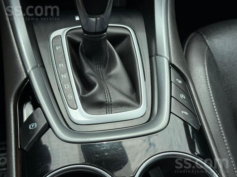 Ford Mondeo 2016 Rīga, ar dzinēja tilpumu 2.00 L un nobraukumu 242 tūkst. km par 8200 €, foto 26 vietnē AUTOMOTO.COM.LV