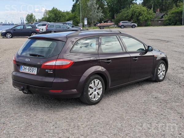 Violet Ford Mondeo 2010 in Riga, with an engine capacity of 2.00 L and mileage of 411 thousand km for 1700 €, photo 5 on AUTOMOTO.COM.LV