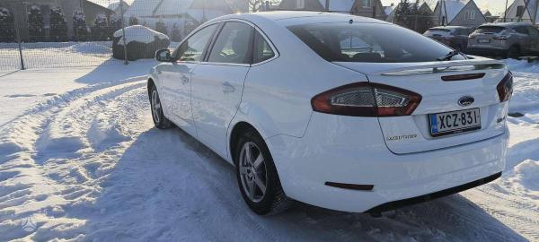 White Ford Mondeo 2011 in Radviliskis, with an engine capacity of 1.60 L and mileage of 319 thousand km for 3200 €, photo 5 on AUTOMOTO.COM.LV