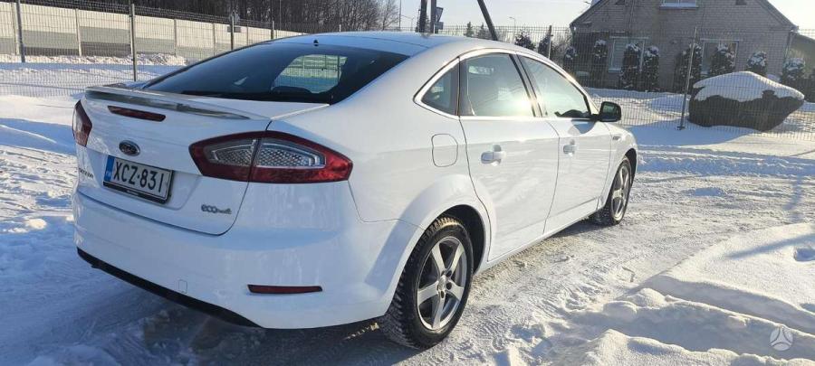 Balts Ford Mondeo 2011 Radviliškis, ar dzinēja tilpumu 1.60 L un nobraukumu 319 tūkst. km par 3200 €, foto 7 vietnē AUTOMOTO.COM.LV
