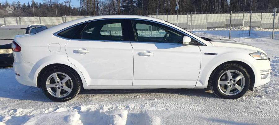 Balts Ford Mondeo 2011 Radviliškis, ar dzinēja tilpumu 1.60 L un nobraukumu 319 tūkst. km par 3200 €, foto 8 vietnē AUTOMOTO.COM.LV