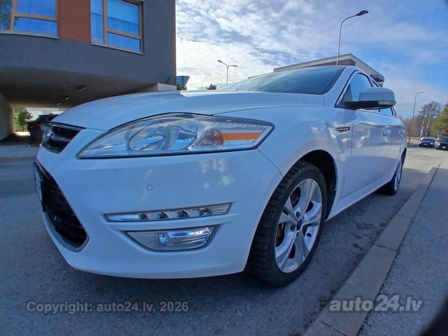 White Ford Mondeo 2011 in Tallinn, with an engine capacity of 2.00 L and mileage of 248 thousand km for 4199 €, photo 4 on AUTOMOTO.COM.LV