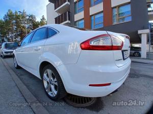 White Ford Mondeo 2011 in Tallinn, with an engine capacity of 2.00 L and mileage of 248 thousand km for 4199 €, photo 7 on AUTOMOTO.COM.LV