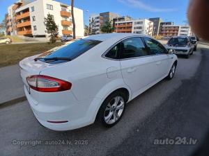 White Ford Mondeo 2011 in Tallinn, with an engine capacity of 2.00 L and mileage of 248 thousand km for 4199 €, photo 10 on AUTOMOTO.COM.LV