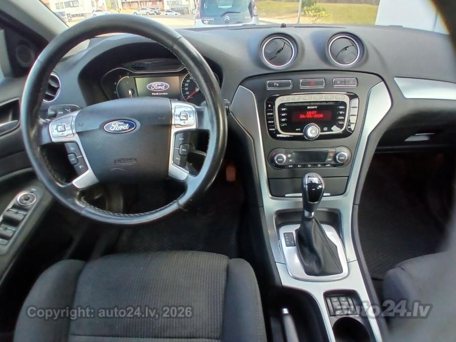 White Ford Mondeo 2011 in Tallinn, with an engine capacity of 2.00 L and mileage of 248 thousand km for 4199 €, photo 13 on AUTOMOTO.COM.LV