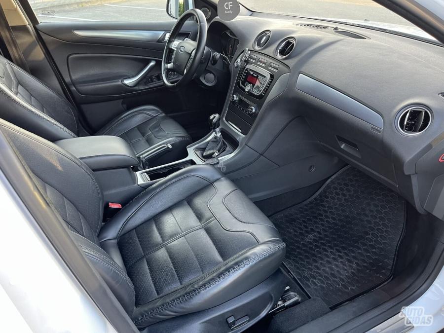 White Ford Mondeo 2012 in Alytus, with an engine capacity of 2.20 L and mileage of 304 thousand km for 3750 €, photo 18 on AUTOMOTO.COM.LV