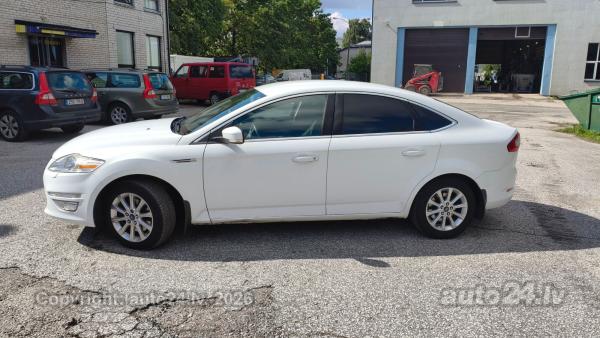 White Ford Mondeo 2012 in Tartu, with an engine capacity of 2.00 L and mileage of 127 thousand km for 6600 €, photo 6 on AUTOMOTO.COM.LV