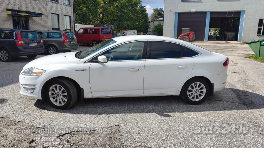 White Ford Mondeo 2012 in Tartu, with an engine capacity of 2.00 L and mileage of 127 thousand km for 6600 €, photo 6 on AUTOMOTO.COM.LV